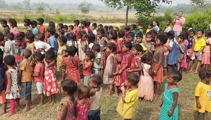 Daana Satram in the tribal area of Haludboni (23 Nov 2023 ...